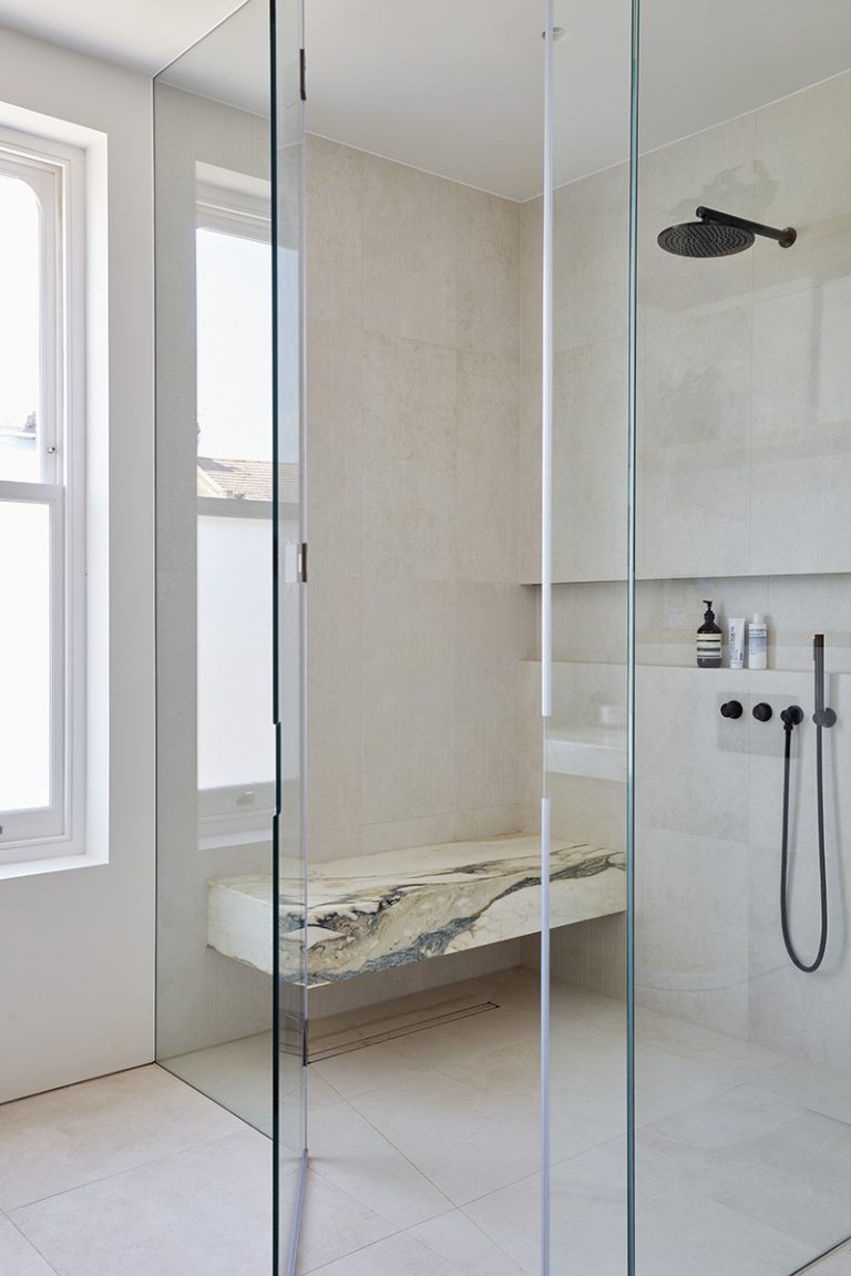 Shower seating: are built-in designs the new luxury trend?