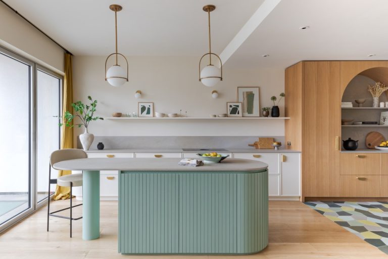 Fluted, reeded, and grooved kitchen islands: 15 inspiring ideas