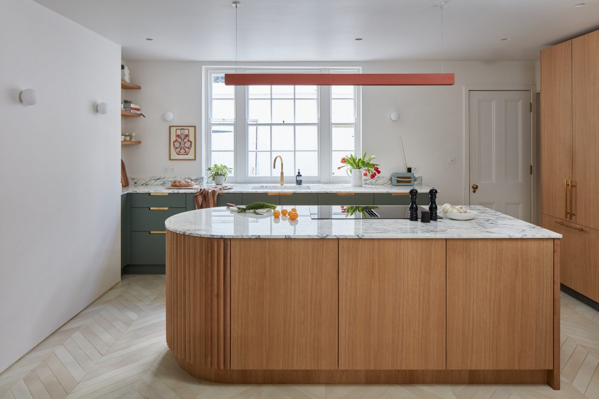 Fluted, reeded, and grooved kitchen islands: 15 inspiring ideas