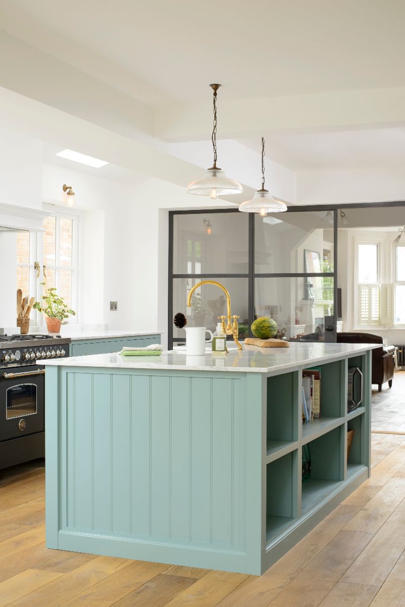 The pros and cons of broken-plan kitchens