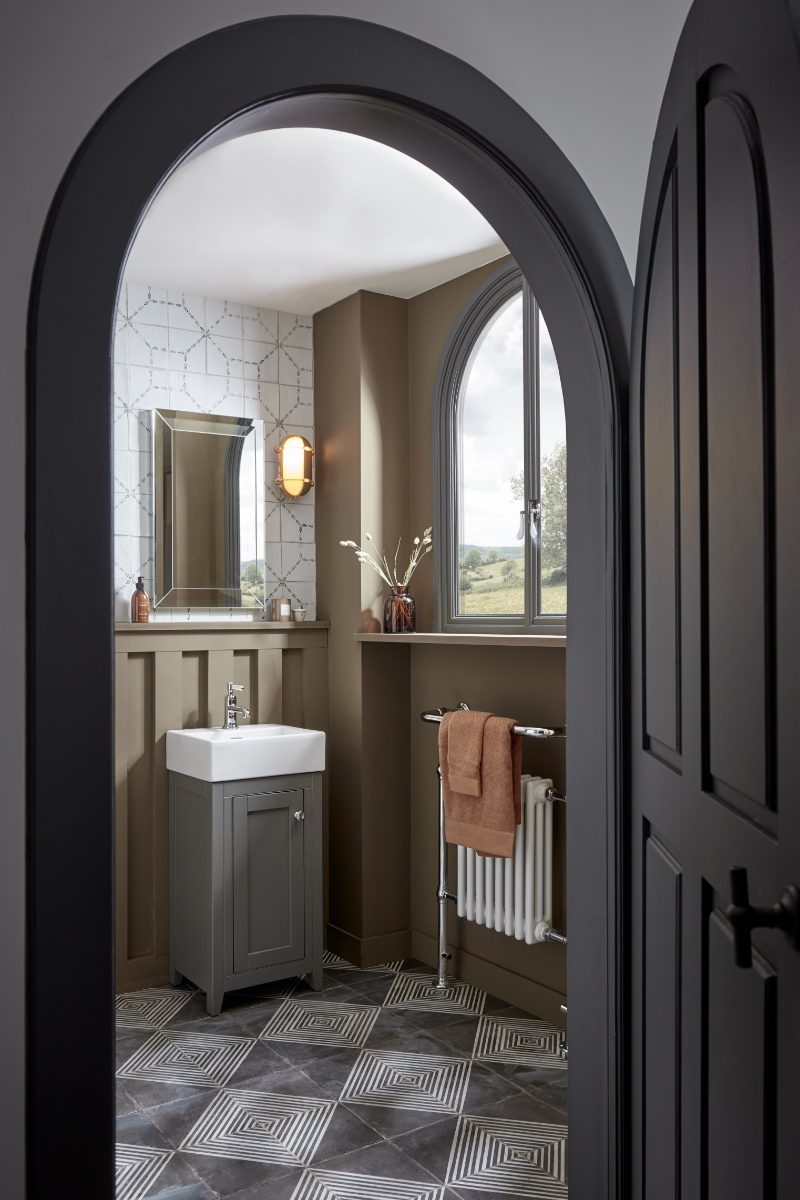 Bold and beautiful ideas for your cloakroom