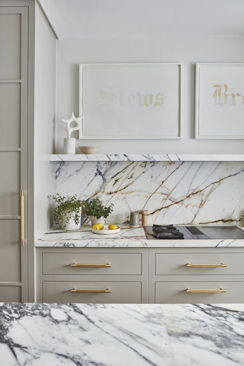 How to have stone kitchen shelving