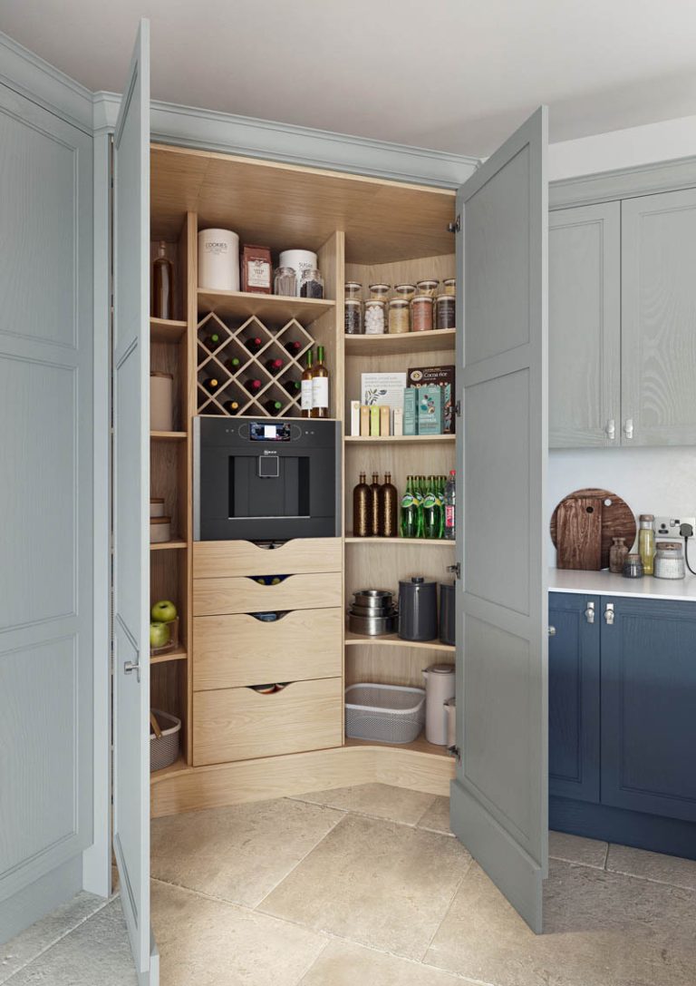 Pretty and practical walk-in pantry ideas for any kitchen size