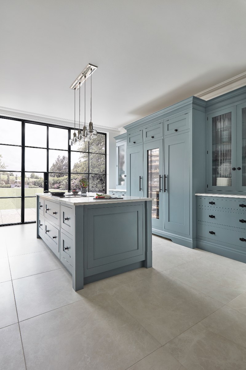 Striking furniture-style kitchen island ideas