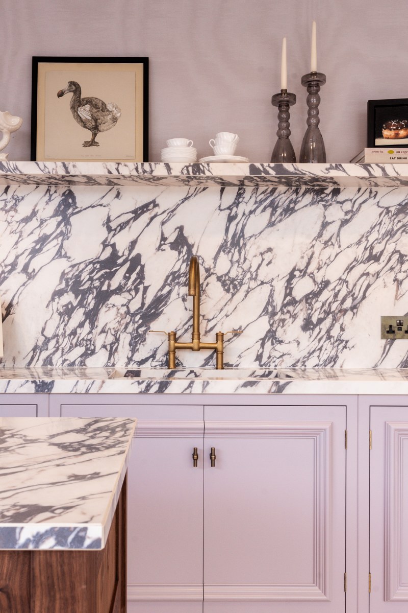 Impactful marble worktop ideas to elevate your kitchen design