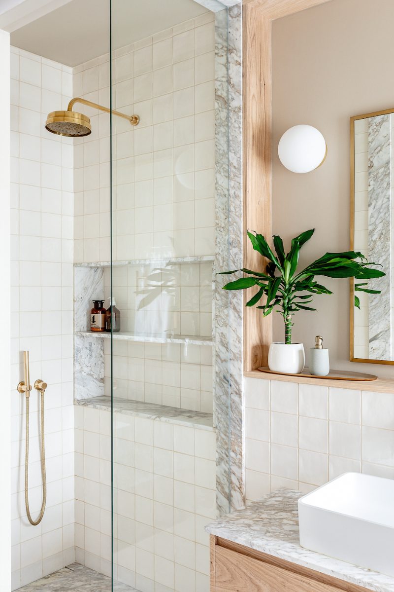 How to create a harmonious ensuite design
