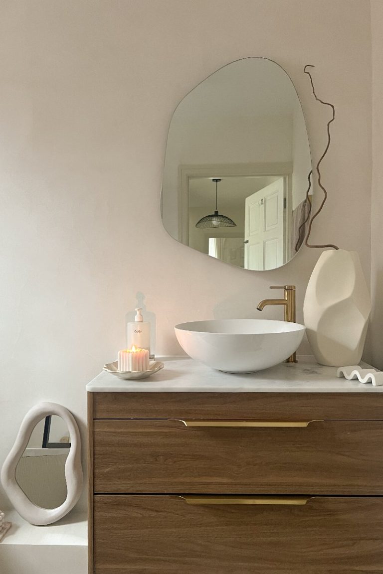 How to design your bathroom vanity area like a pro